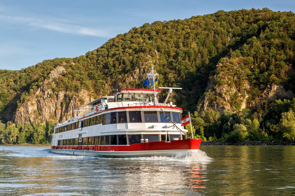 DDSG Blue Danube Schifffahrt - Donau Niederösterreich