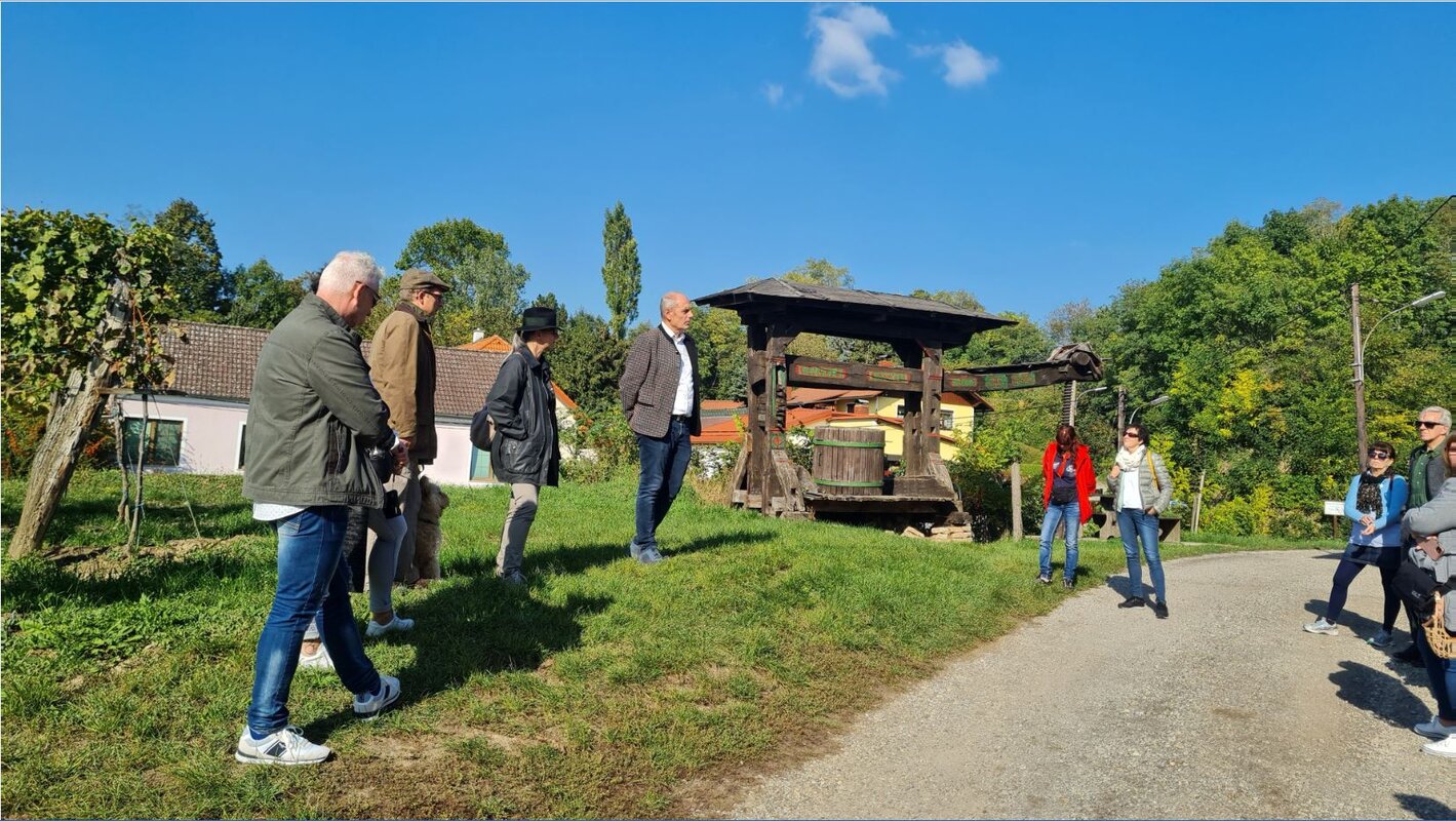 Lössguide - Kellergassenführer Fritz Genger - Wagram