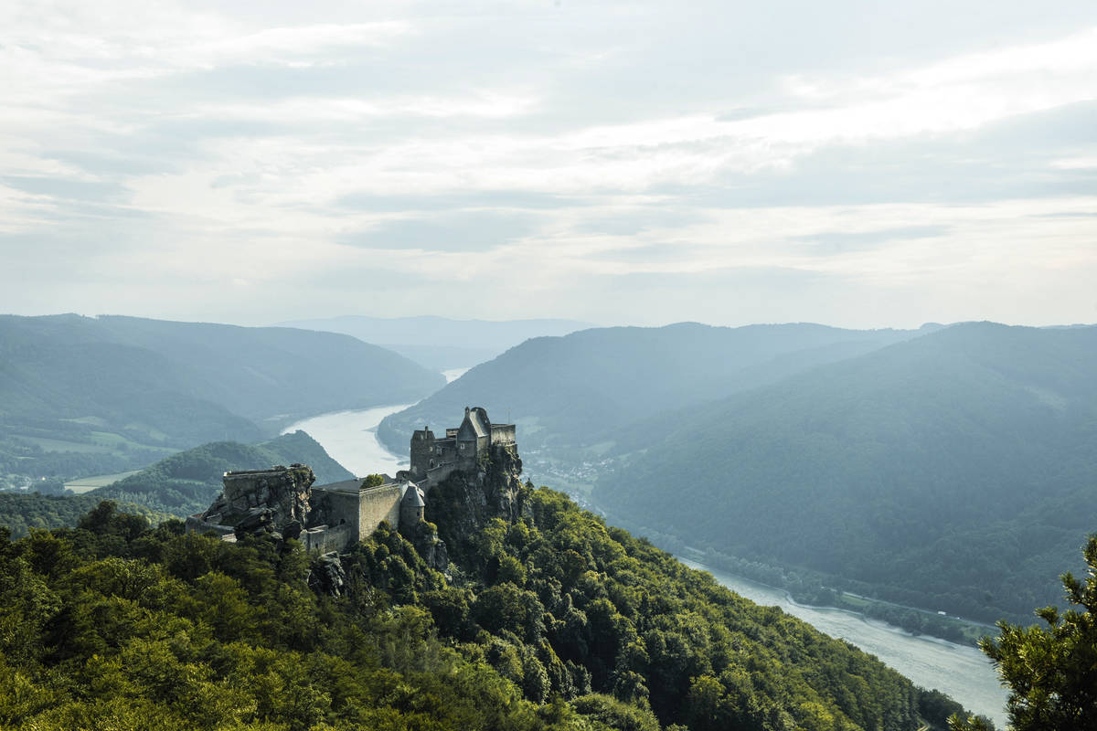 Castle Aggstein - Wachau Nibelungengau Kremstal